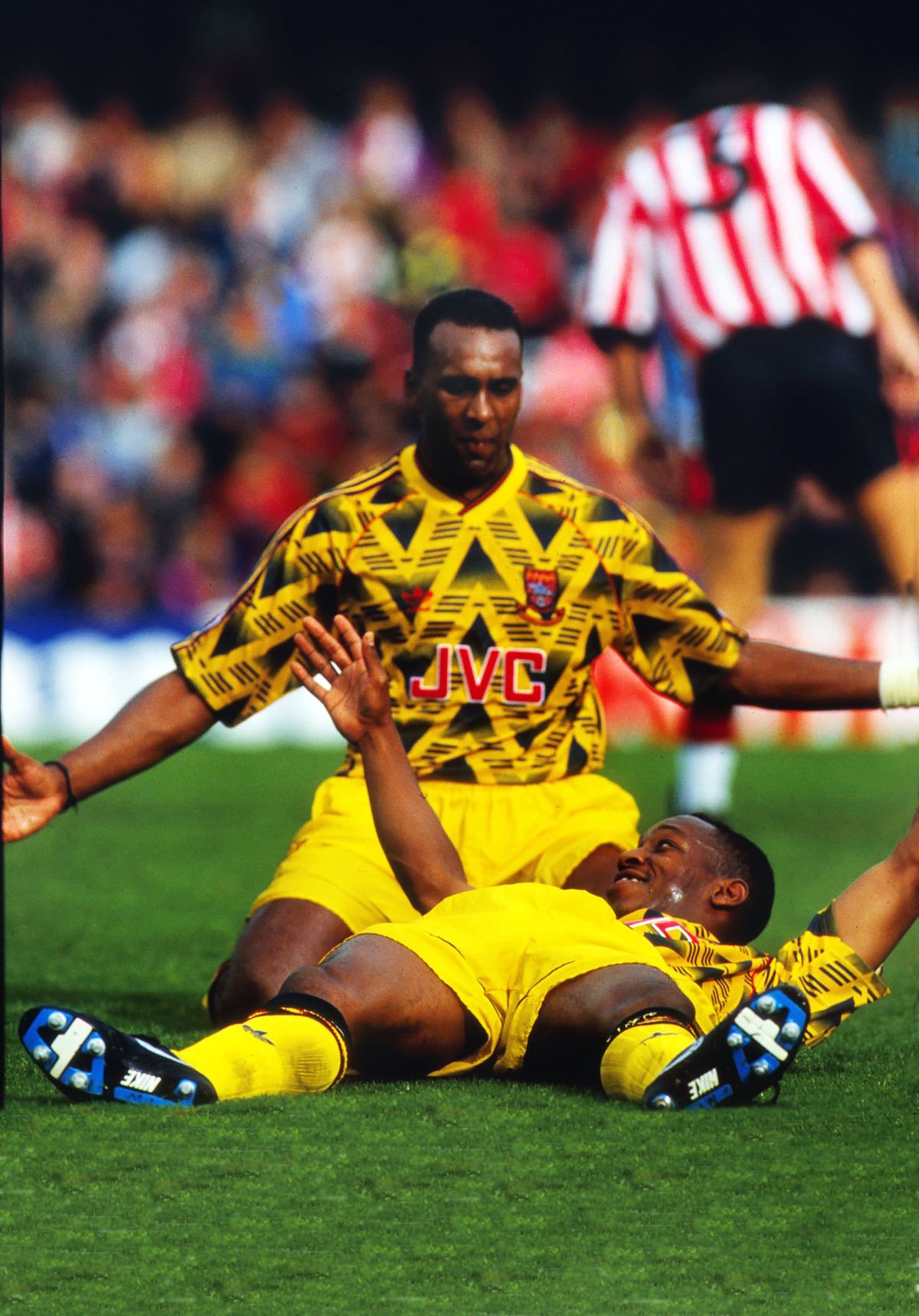 Top 10 Retro Premier League Jerseys | Iconic Football Kits – Saturdays ...