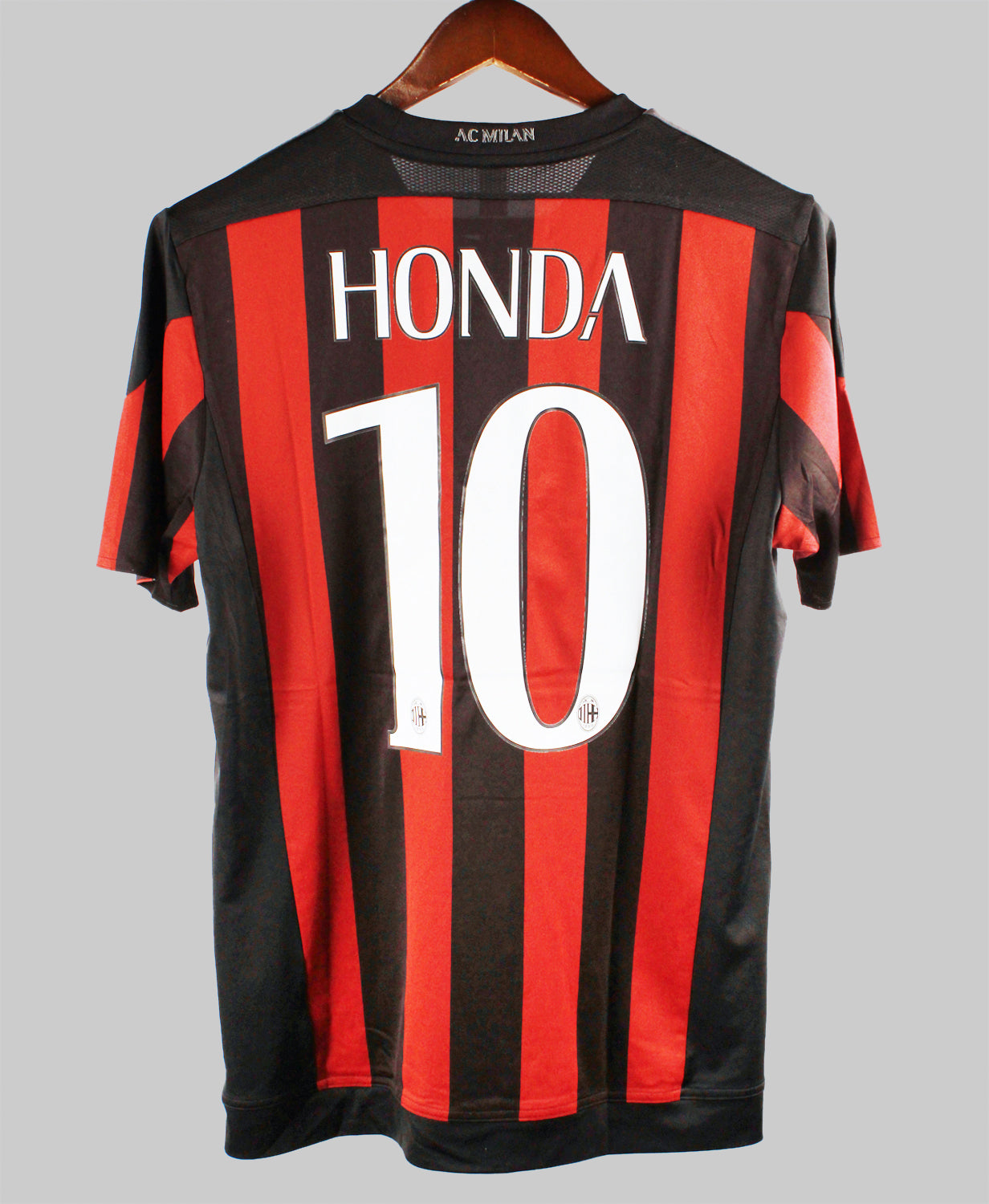 AC Milan 2015-16 Honda Home Kit (M) – Saturdays Football